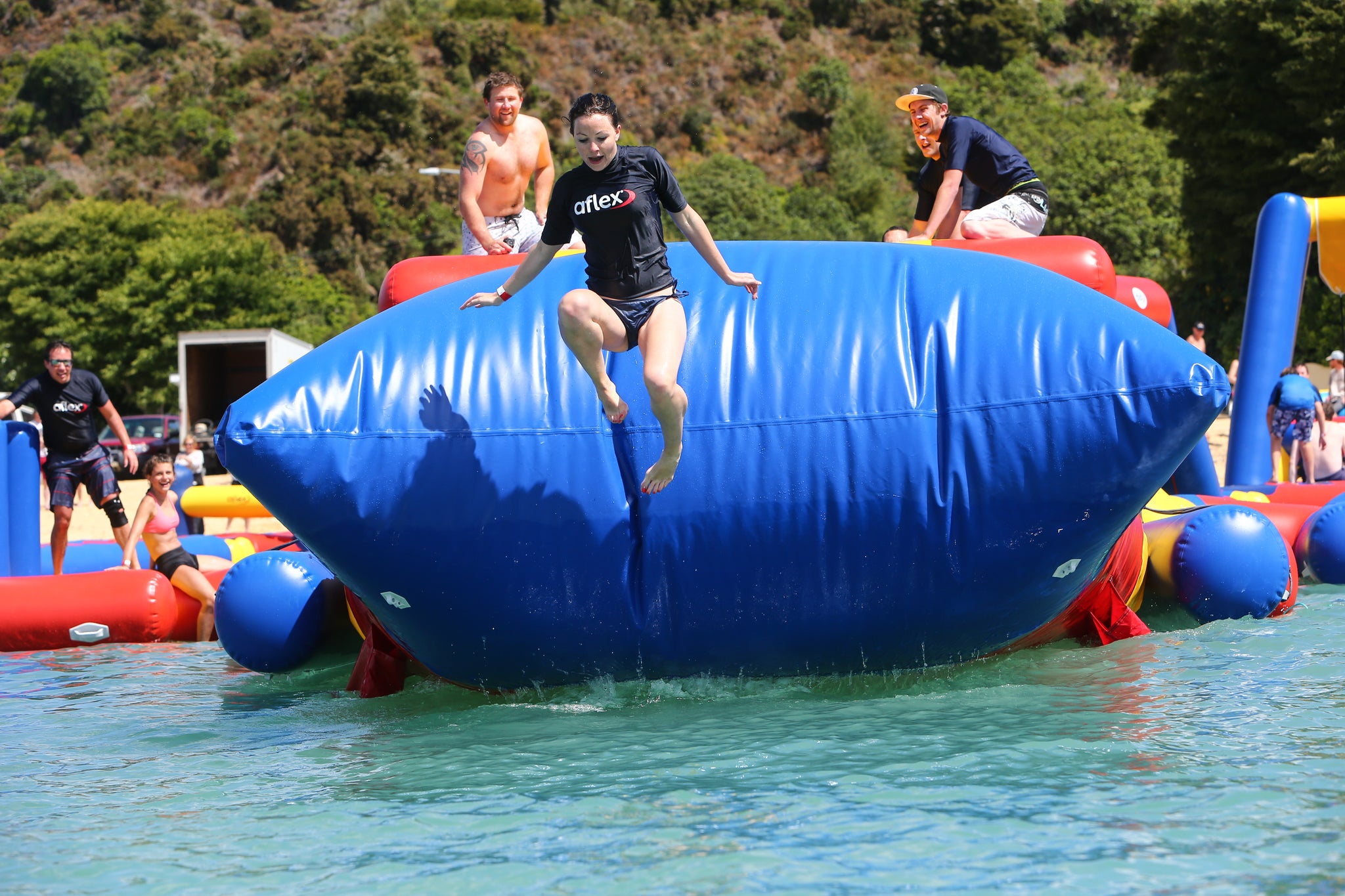 Medium Waterpark - Super Splash - Aflex Inflatable Waterparks – Aflex ...